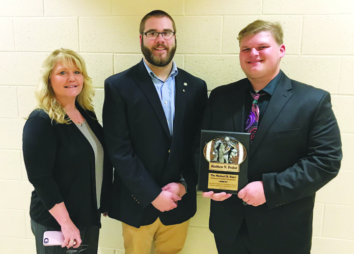 Matthew Probst receives Suter Football Scholarship | News, Sports, Jobs ...